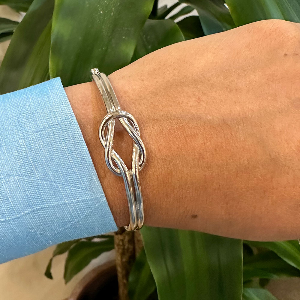 Knot Solid Gold Bangle | Temple & Grace UK